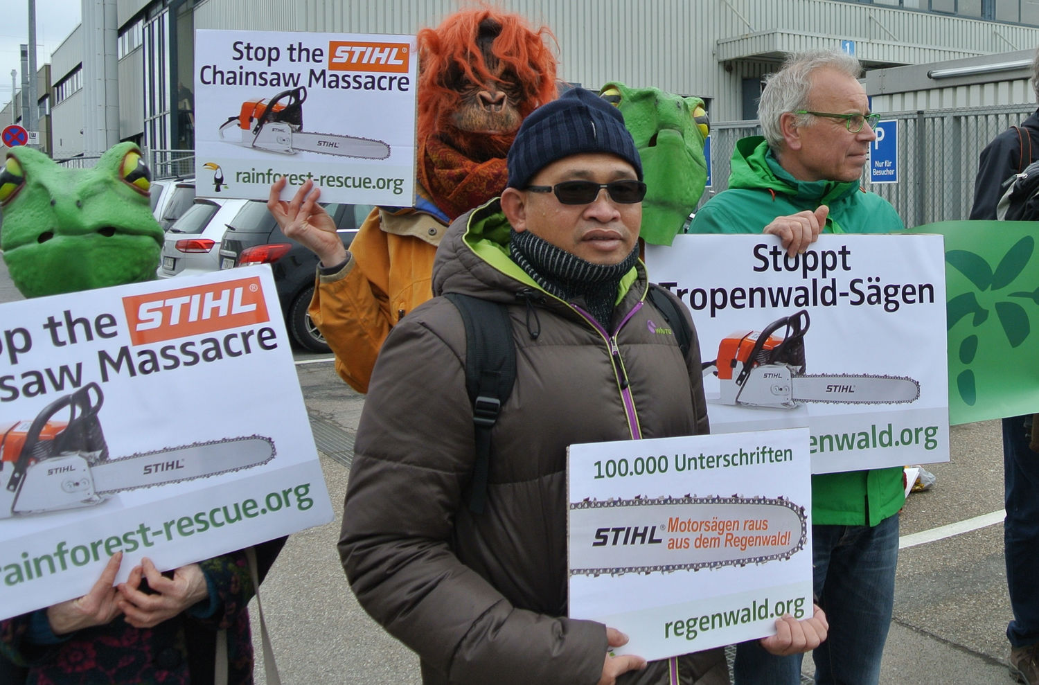 Demo gegen Stihl: Raus aus dem Regenwald - Rettet den Regenwald e.V.